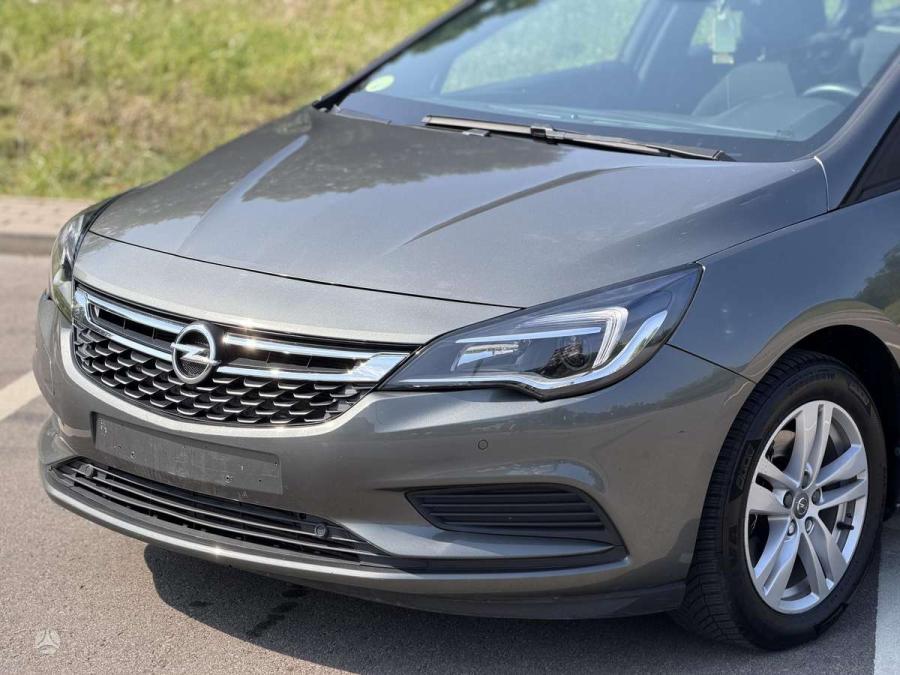 Серый Опель Астра 2018 в Каунас, объемом двигателя 1.60 л и пробегом 168 тыс. км за 6600 €, фото 3 на AUTOMOTO.COM.LV