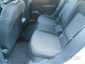 Grey Opel Astra 2018 in Viljandi, with an engine capacity of 1.60 L and mileage of 222 thousand km for 6990 €, photo 10 on AUTOMOTO.COM.LV