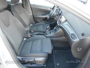 Grey Opel Astra 2018 in Viljandi, with an engine capacity of 1.60 L and mileage of 222 thousand km for 6990 €, photo 11 on AUTOMOTO.COM.LV