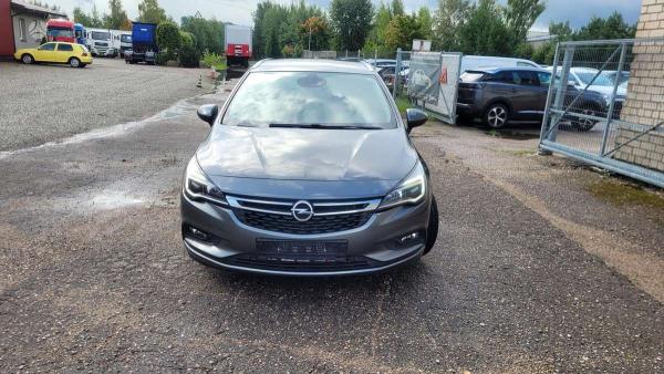 Grey Opel Astra 2018 in Telschi, with an engine capacity of 1.40 L and mileage of 170 thousand km for 6850 €, photo 4 on AUTOMOTO.COM.LV