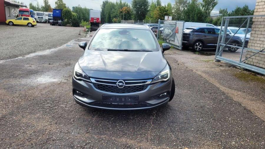 Pelēks Opel Astra 2018 Telšiai, ar dzinēja tilpumu 1.40 L un nobraukumu 170 tūkst. km par 6850 €, foto 4 vietnē AUTOMOTO.COM.LV