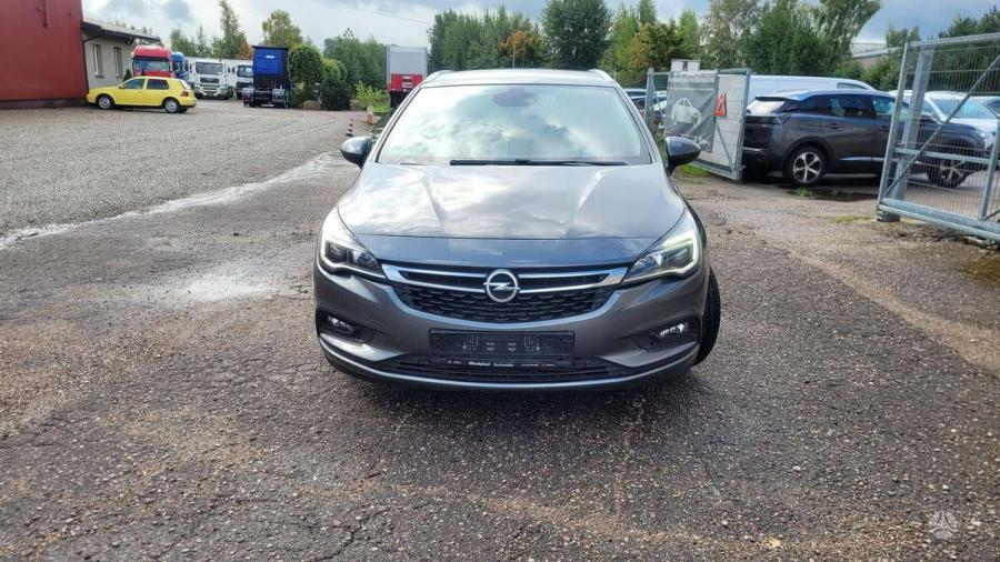 Pelēks Opel Astra 2018 Telšiai, ar dzinēja tilpumu 1.40 L un nobraukumu 170 tūkst. km par 6850 €, foto 5 vietnē AUTOMOTO.COM.LV