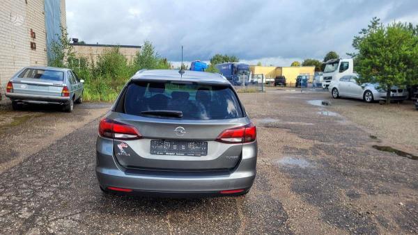 Grey Opel Astra 2018 in Telschi, with an engine capacity of 1.40 L and mileage of 170 thousand km for 6850 €, photo 10 on AUTOMOTO.COM.LV