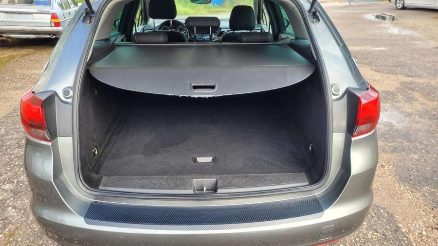 Pelēks Opel Astra 2018 Telšiai, ar dzinēja tilpumu 1.40 L un nobraukumu 170 tūkst. km par 6850 €, foto 15 vietnē AUTOMOTO.COM.LV