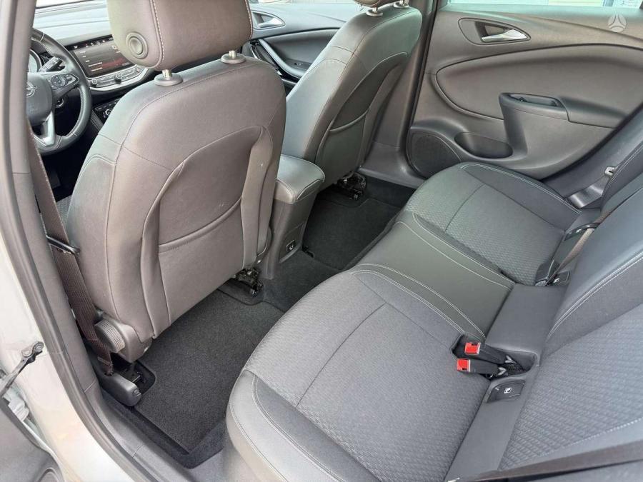 Pelēks Opel Astra 2018 Kauņa, ar dzinēja tilpumu 1.60 L un nobraukumu 217 tūkst. km par 6490 €, foto 12 vietnē AUTOMOTO.COM.LV