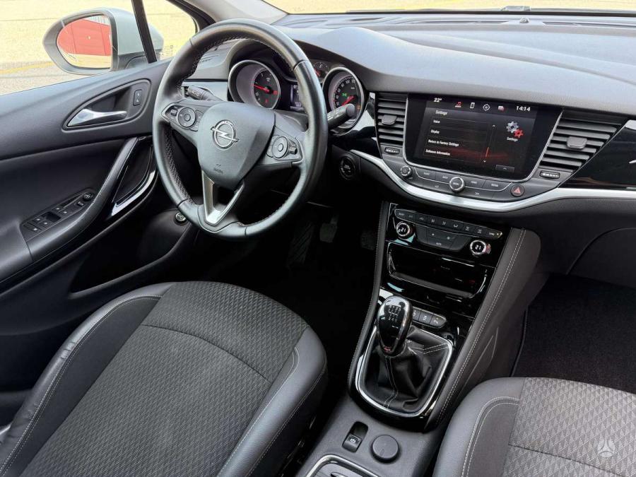 Pelēks Opel Astra 2018 Kauņa, ar dzinēja tilpumu 1.60 L un nobraukumu 217 tūkst. km par 6490 €, foto 13 vietnē AUTOMOTO.COM.LV