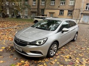Серый Опель Астра 2018 в Рига, объемом двигателя 1.60 л и пробегом 180 тыс. км за 4999 €, фото  на AUTOMOTO.COM.LV