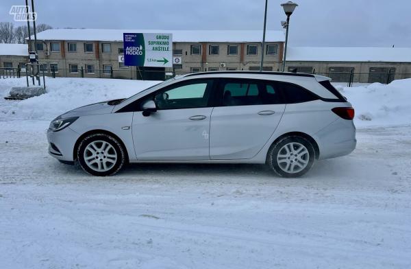 Grey Opel Astra 2019 in Kretinga, with an engine capacity of 1.60 L and mileage of 176 thousand km for 6999 €, photo 5 on AUTOMOTO.COM.LV