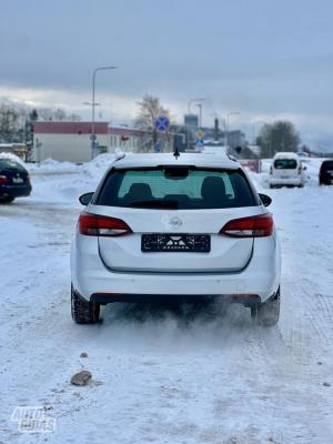 Grey Opel Astra 2019 in Kretinga, with an engine capacity of 1.60 L and mileage of 176 thousand km for 6999 €, photo 7 on AUTOMOTO.COM.LV