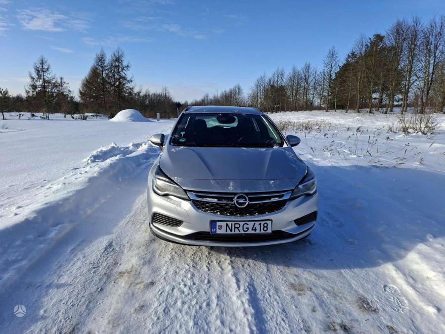 Pelēks Opel Astra 2019 Viļņa, ar dzinēja tilpumu 1.60 L un nobraukumu 190 tūkst. km par 7200 €, foto 3 vietnē AUTOMOTO.COM.LV
