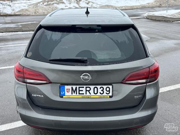 Grey Opel Astra 2019 in Panevezys, with an engine capacity of 1.60 L and mileage of 204 thousand km for 7500 €, photo 2 on AUTOMOTO.COM.LV