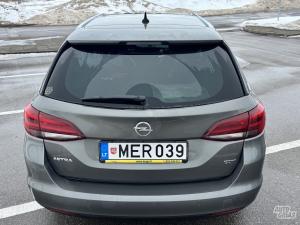 Grey Opel Astra 2019 in Panevezys, with an engine capacity of 1.60 L and mileage of 204 thousand km for 7500 €, photo 3 on AUTOMOTO.COM.LV