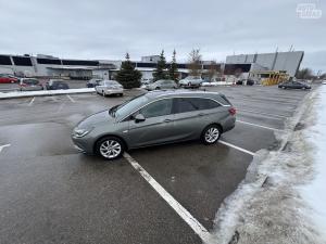 Grey Opel Astra 2019 in Panevezys, with an engine capacity of 1.60 L and mileage of 204 thousand km for 7500 €, photo 6 on AUTOMOTO.COM.LV