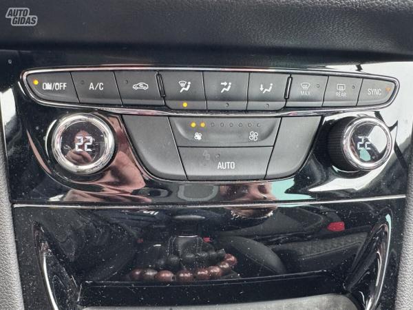 Grey Opel Astra 2019 in Panevezys, with an engine capacity of 1.60 L and mileage of 204 thousand km for 7500 €, photo 9 on AUTOMOTO.COM.LV