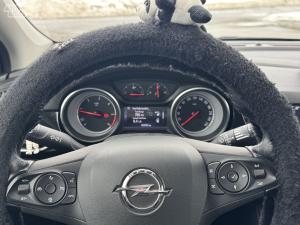 Grey Opel Astra 2019 in Panevezys, with an engine capacity of 1.60 L and mileage of 204 thousand km for 7500 €, photo 13 on AUTOMOTO.COM.LV