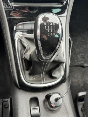 Grey Opel Astra 2019 in Panevezys, with an engine capacity of 1.60 L and mileage of 204 thousand km for 7500 €, photo 15 on AUTOMOTO.COM.LV