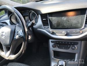 Pelēks Opel Astra 2019 Rīga, ar dzinēja tilpumu 1.60 L un nobraukumu 140 tūkst. km par 10700 €, foto 4 vietnē AUTOMOTO.COM.LV