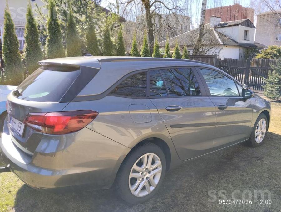 Pelēks Opel Astra 2019 Rīga, ar dzinēja tilpumu 1.60 L un nobraukumu 140 tūkst. km par 10700 €, foto 7 vietnē AUTOMOTO.COM.LV