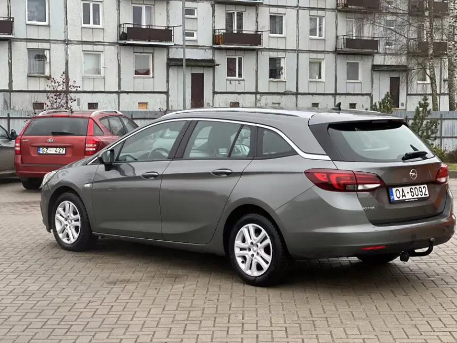 Серый Опель Астра 2019 в Екабпилс, объемом двигателя 1.60 л и пробегом 243 тыс. км за 8900 €, фото 11 на AUTOMOTO.COM.LV