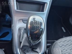 Grey Opel Astra 2019 in Ogre, with an engine capacity of 1.60 L and mileage of 207 thousand km for 8450 €, photo 16 on AUTOMOTO.COM.LV