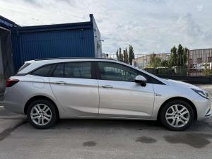 Grey Opel Astra 2019 in Klaipeda, with an engine capacity of 1.60 L and mileage of 180 thousand km for 7300 €, photo 5 on AUTOMOTO.COM.LV