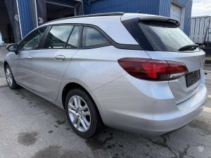 Grey Opel Astra 2019 in Klaipeda, with an engine capacity of 1.60 L and mileage of 180 thousand km for 7300 €, photo 7 on AUTOMOTO.COM.LV