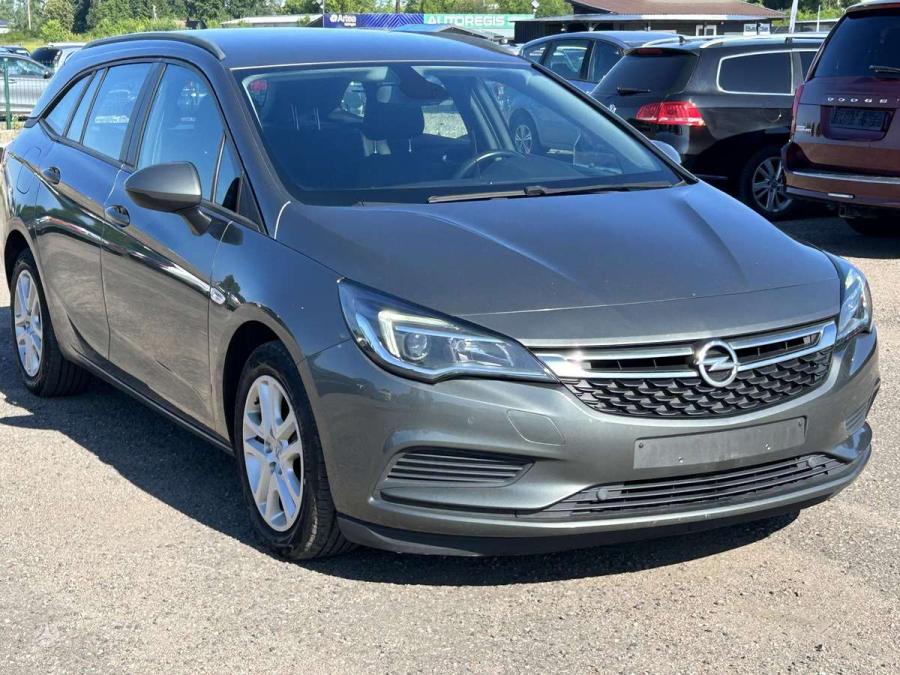Pelēks Opel Astra 2019 Kretinga, ar dzinēja tilpumu 1.60 L un nobraukumu 189 tūkst. km par 4900 €, foto 4 vietnē AUTOMOTO.COM.LV