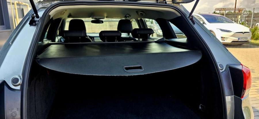 Grey Opel Astra 2019 in Siauliai, with an engine capacity of 1.60 L and mileage of 127 thousand km for 7950 €, photo 31 on AUTOMOTO.COM.LV