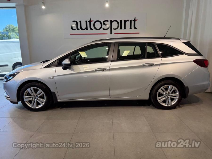 Grey Opel Astra 2019 in Tallinn, with an engine capacity of 1.40 L and mileage of 133 thousand km for 10900 €, photo 4 on AUTOMOTO.COM.LV