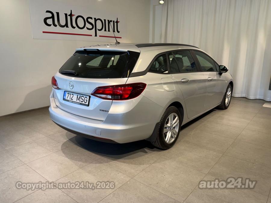 Grey Opel Astra 2019 in Tallinn, with an engine capacity of 1.40 L and mileage of 133 thousand km for 10900 €, photo 6 on AUTOMOTO.COM.LV