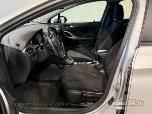 Grey Opel Astra 2019 in Tallinn, with an engine capacity of 1.40 L and mileage of 133 thousand km for 10900 €, photo 8 on AUTOMOTO.COM.LV