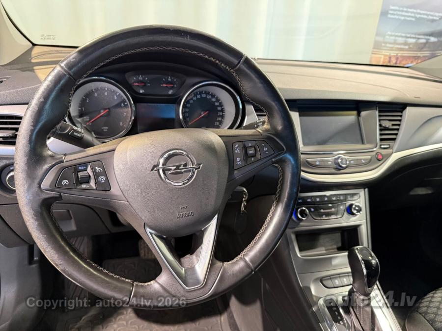Grey Opel Astra 2019 in Tallinn, with an engine capacity of 1.40 L and mileage of 133 thousand km for 10900 €, photo 10 on AUTOMOTO.COM.LV