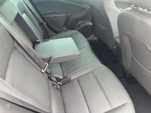 Pelēks Opel Astra 2019 Marijampole, ar dzinēja tilpumu 1.40 L un nobraukumu 122 tūkst. km par 7500 €, foto 13 vietnē AUTOMOTO.COM.LV