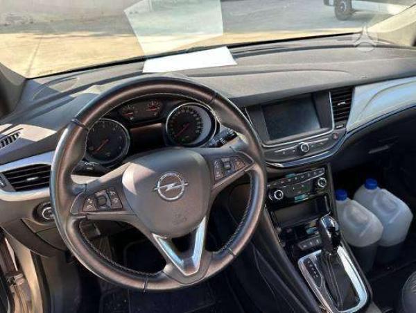 Grey Opel Astra 2020 in Taurage, with an engine capacity of 1.50 L and mileage of 108 thousand km for 5750 €, photo 6 on AUTOMOTO.COM.LV