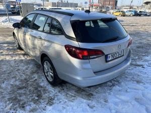 Grey Opel Astra 2020 in Kaunas, with an engine capacity of 1.50 L and mileage of 83 thousand km for 8000 €, photo 4 on AUTOMOTO.COM.LV