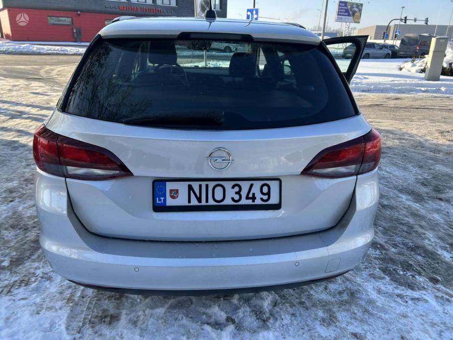 Grey Opel Astra 2020 in Kaunas, with an engine capacity of 1.50 L and mileage of 83 thousand km for 8000 €, photo 7 on AUTOMOTO.COM.LV
