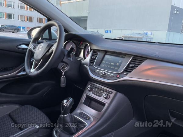 Grey Opel Astra 2020 in Tartu, with an engine capacity of 1.50 L and mileage of 184 thousand km for 8500 €, photo 8 on AUTOMOTO.COM.LV