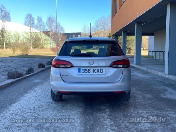 Grey Opel Astra 2020 in Tartu, with an engine capacity of 1.50 L and mileage of 184 thousand km for 7990 €, photo 6 on AUTOMOTO.COM.LV