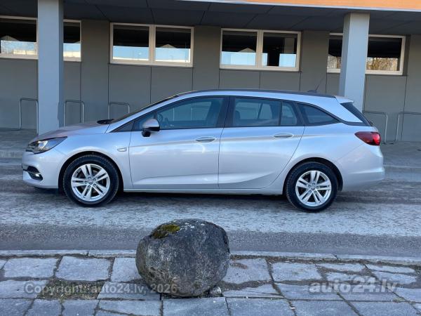 Grey Opel Astra 2020 in Tartu, with an engine capacity of 1.50 L and mileage of 184 thousand km for 7990 €, photo 7 on AUTOMOTO.COM.LV