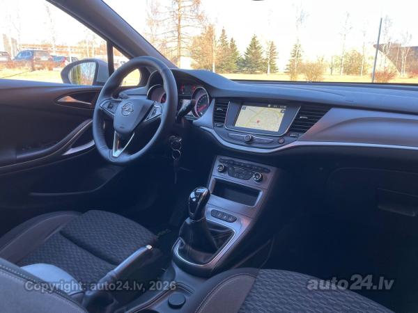 Grey Opel Astra 2020 in Tartu, with an engine capacity of 1.50 L and mileage of 184 thousand km for 7990 €, photo 10 on AUTOMOTO.COM.LV