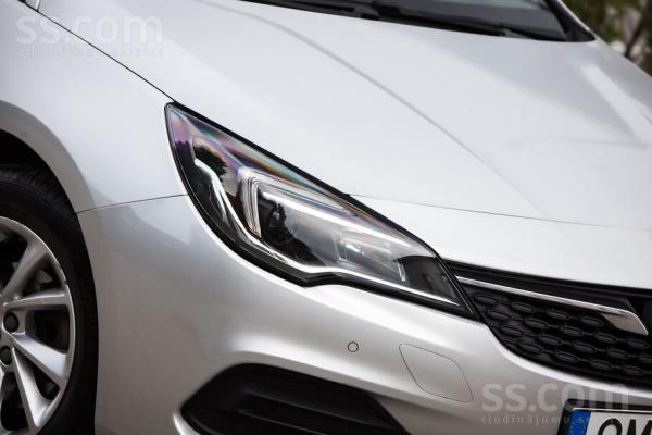 Grey Opel Astra 2020 in Jelgava, with an engine capacity of 1.50 L and mileage of 0 thousand km for 7990 €, photo 4 on AUTOMOTO.COM.LV