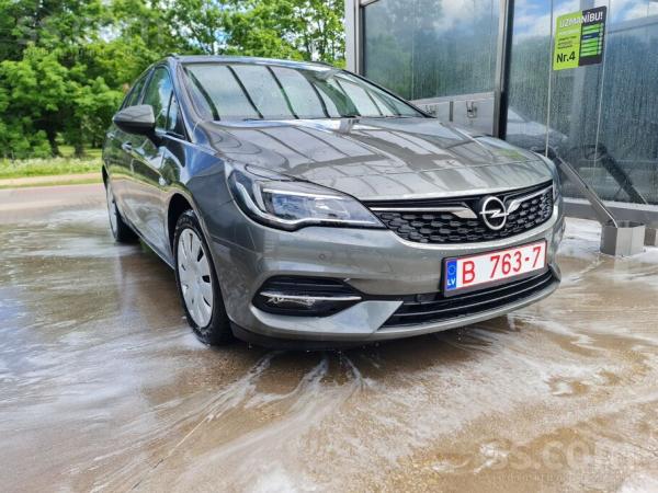 Pelēks Opel Astra 2020 Cēsis, ar dzinēja tilpumu 1.50 L un nobraukumu 160 tūkst. km par 7750 €, foto 2 vietnē AUTOMOTO.COM.LV
