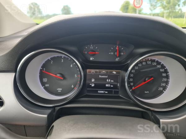 Grey Opel Astra 2020 in Cesis, with an engine capacity of 1.50 L and mileage of 160 thousand km for 7750 €, photo 5 on AUTOMOTO.COM.LV
