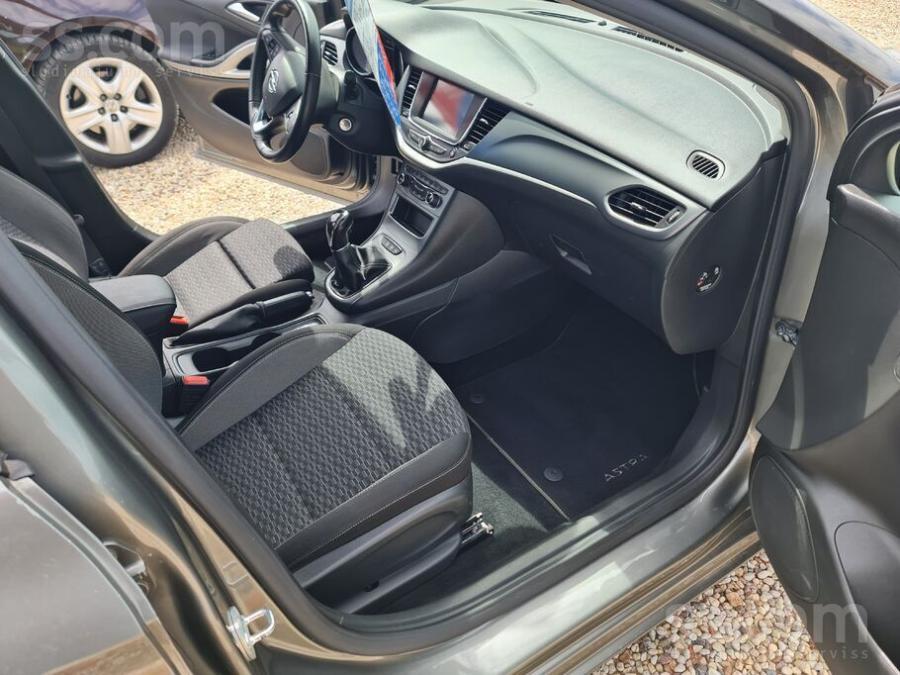 Grey Opel Astra 2020 in Cesis, with an engine capacity of 1.50 L and mileage of 160 thousand km for 7750 €, photo 16 on AUTOMOTO.COM.LV