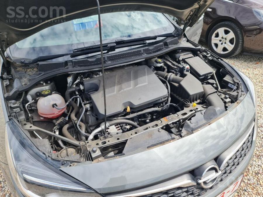 Grey Opel Astra 2020 in Cesis, with an engine capacity of 1.50 L and mileage of 160 thousand km for 7750 €, photo 17 on AUTOMOTO.COM.LV