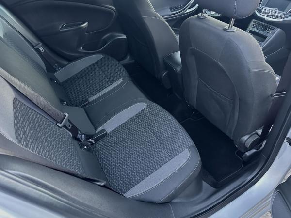 Grey Opel Astra 2020 in Prienai, with an engine capacity of 1.50 L and mileage of 165 thousand km for 7100 €, photo 9 on AUTOMOTO.COM.LV
