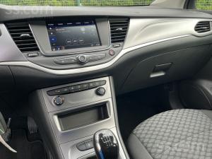 Pelēks Opel Astra 2020 Jelgava, ar dzinēja tilpumu 1.20 L un nobraukumu 64 tūkst. km par 7590 €, foto 17 vietnē AUTOMOTO.COM.LV
