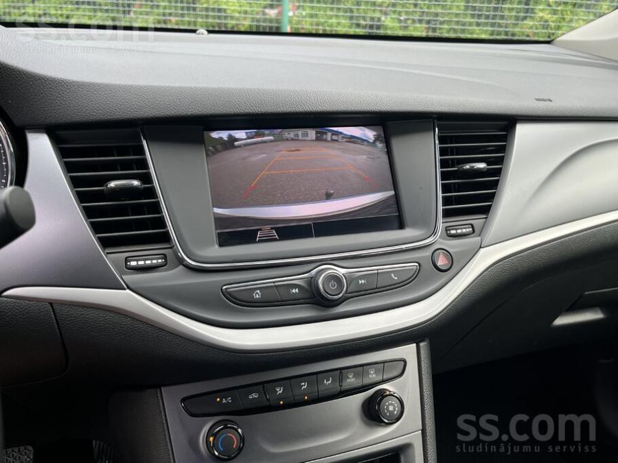 Pelēks Opel Astra 2020 Jelgava, ar dzinēja tilpumu 1.20 L un nobraukumu 64 tūkst. km par 7590 €, foto 23 vietnē AUTOMOTO.COM.LV