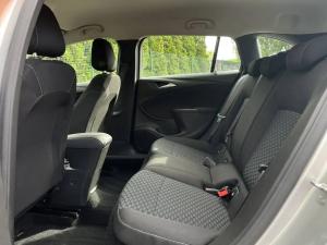 Pelēks Opel Astra 2020 Jelgava, ar dzinēja tilpumu 1.20 L un nobraukumu 64 tūkst. km par 7590 €, foto 11 vietnē AUTOMOTO.COM.LV