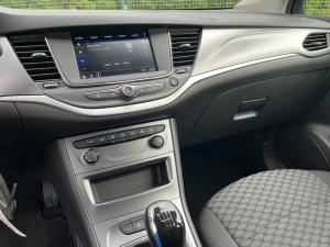 Pelēks Opel Astra 2020 Jelgava, ar dzinēja tilpumu 1.20 L un nobraukumu 64 tūkst. km par 7590 €, foto 17 vietnē AUTOMOTO.COM.LV